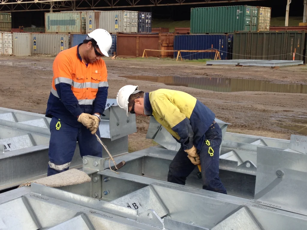 Burnley® Baffles Mechanical Dust Suppression for Hoppers | Mideco
